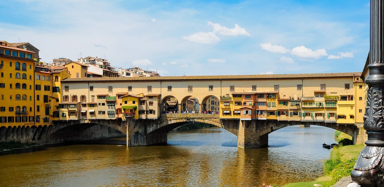 Le Ponte Vecchio - Florence Le Ponte Vecchio - Florence
